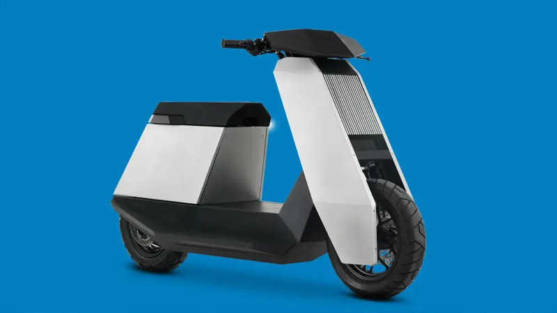 Un scooter eléctrico parecido al Cybertruck de Tesla recorre ciudades ...